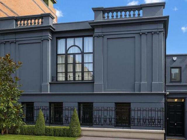 5 Bedroom House Camden Greater London LS98903483