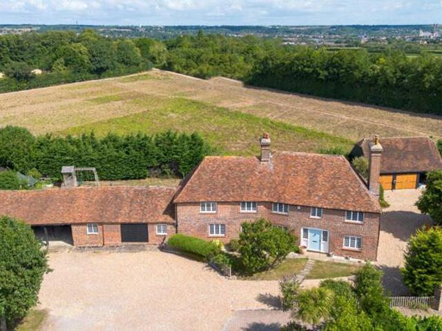 5 Bedroom House Canterbury Kent LS99952013
