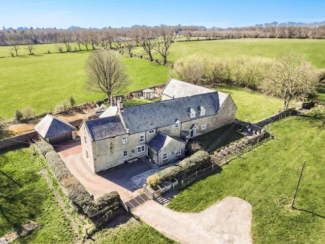 5 Bedroom House Capheaton Capheaton LS99054858