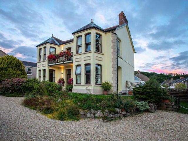 5 Bedroom House Carmarthenshire Carmarthenshire LS100649002