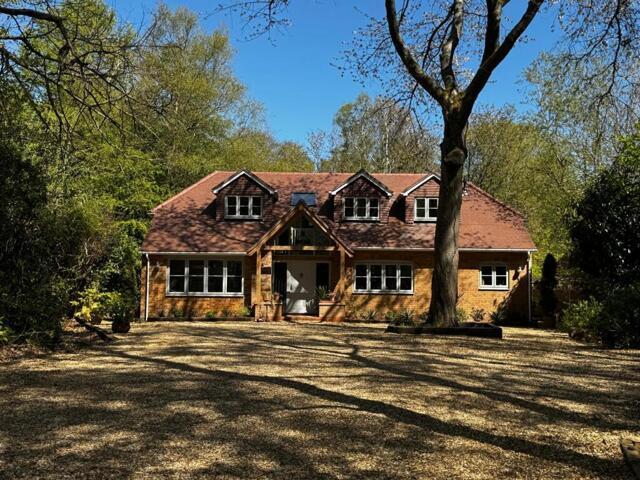 5 Bedroom House Central Bedfordshire Central Bedfordshire 101675314