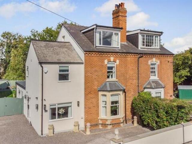 5 Bedroom House Churchdown Churchdown LS100263158