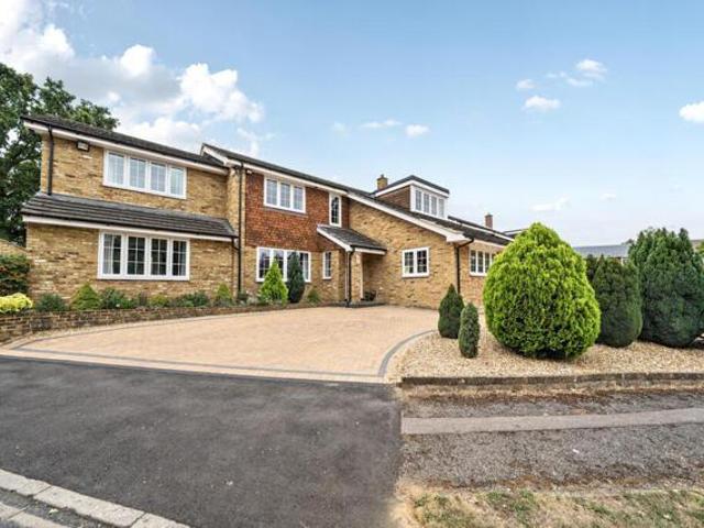 5 Bedroom House Chalfont St. Peter Buckinghamshire 99236978