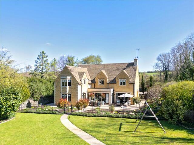 5 Bedroom House Cheltenham Gloucestershire 101168555