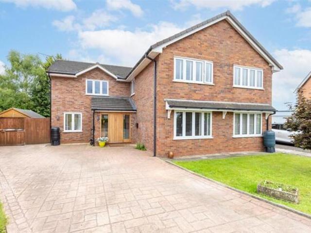 5 Bedroom House Cheshire East Cheshire East 100132549