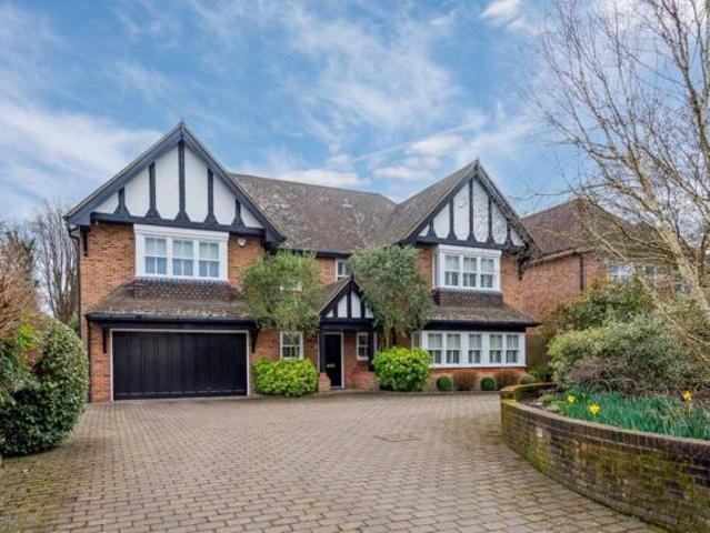 5 Bedroom House Chorleywood Hertfordshire LS98930200