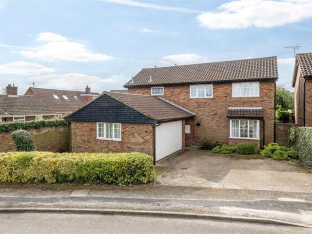 5 Bedroom House Cranfield Bedford Borough 99054919