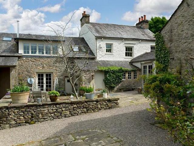 5 Bedroom House Cumbria Lancashire 101892096