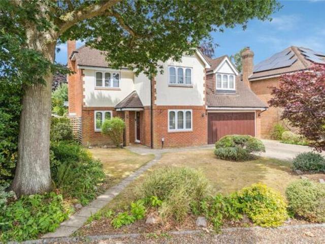 5 Bedroom House Amersham Buckinghamshire LS98477336