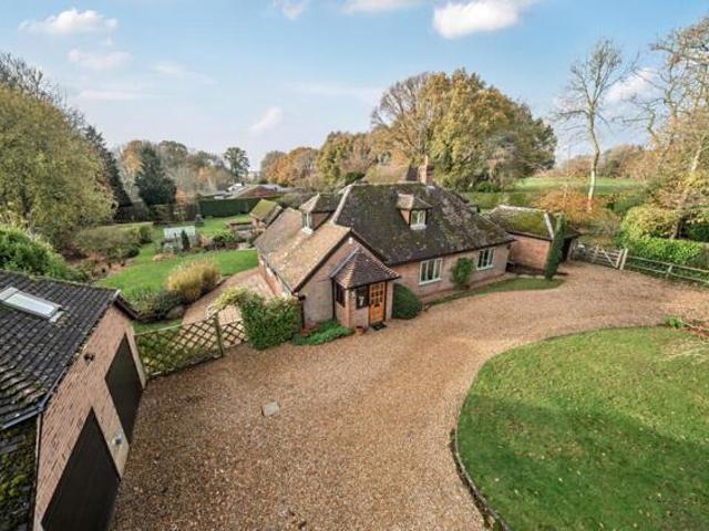 5 Bedroom House Alton Hampshire 99608217