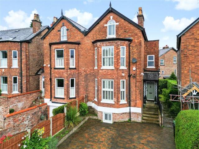5 Bedroom House Altrincham Trafford 100786469