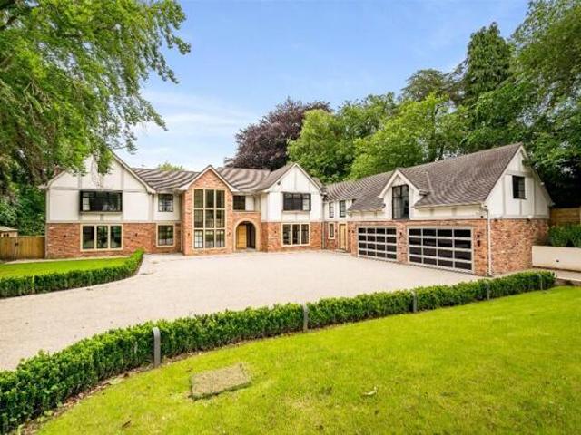 5 Bedroom House Alderley Edge Cheshire East 99986356
