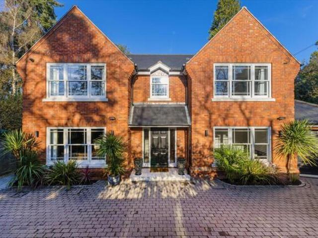 5 Bedroom House Ascot Windsor And Maidenhead 100398403