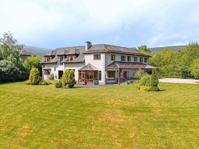 5 Bedroom House Aviemore Aviemore LS93830888