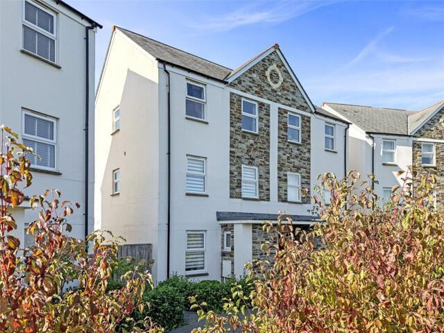 5 Bedroom House Bodmin Cornwall LS100787020