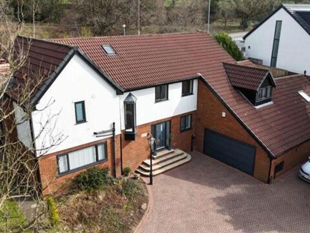 5 Bedroom House Bolton Lancashire 101278064