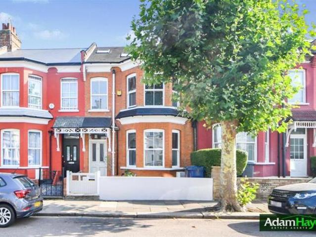 5 Bedroom House Barnet Greater London LS98503592