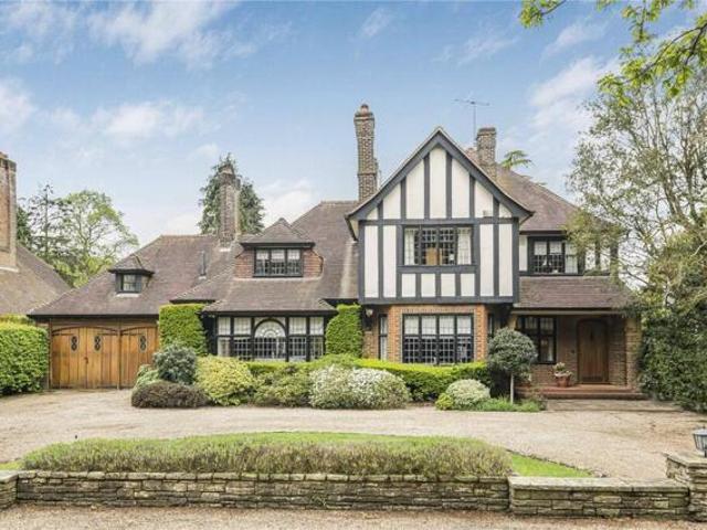 5 Bedroom House Barnet Greater London 98930378