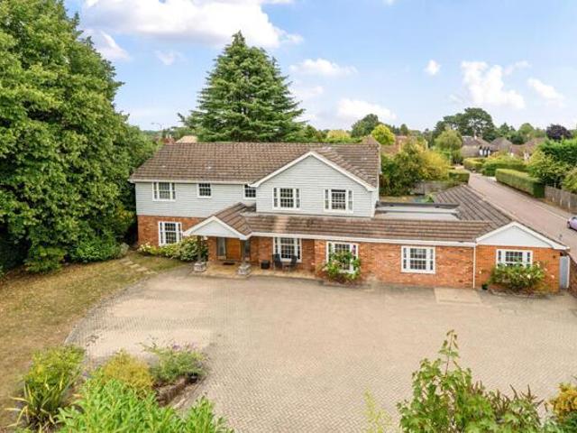 5 Bedroom House Beaconsfield Buckinghamshire 99092738