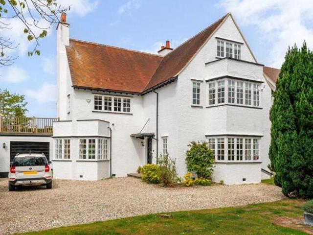 5 Bedroom House Beaconsfield Buckinghamshire 100787036
