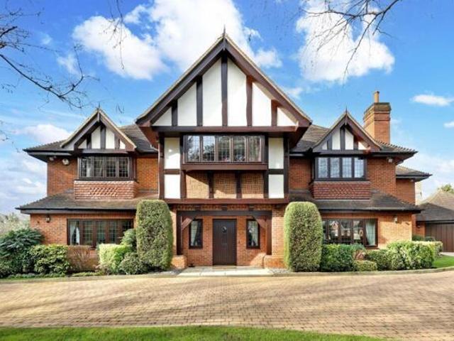 5 Bedroom House Beaconsfield Buckinghamshire 101168618