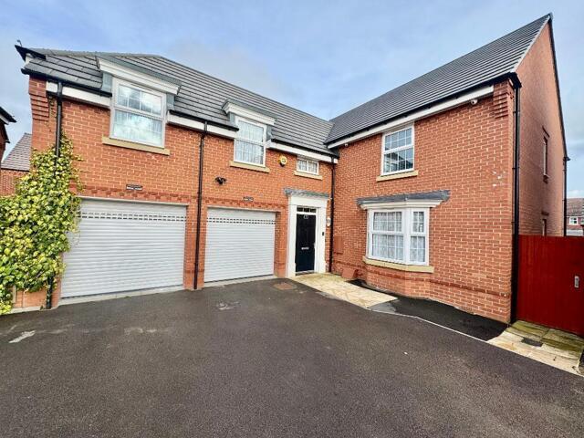 5 Bedroom House Bedford Borough Bedford Borough LS99277955