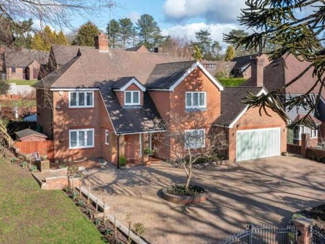 5 Bedroom House Birmingham Birmingham LS101678721