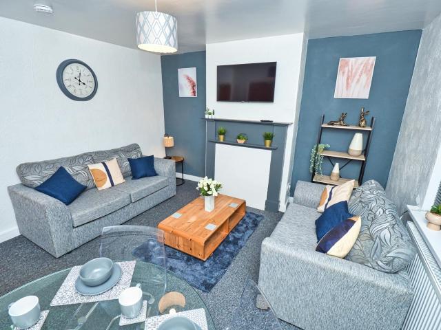 5 Bedroom House Birmingham Birmingham LS76930404