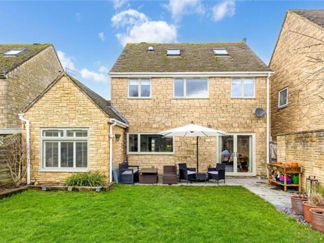 5 Bedroom House Blockley Gloucestershire LS101931394