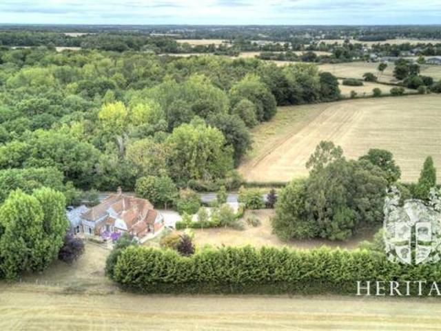 5 Bedroom House Braintree Essex 101677056
