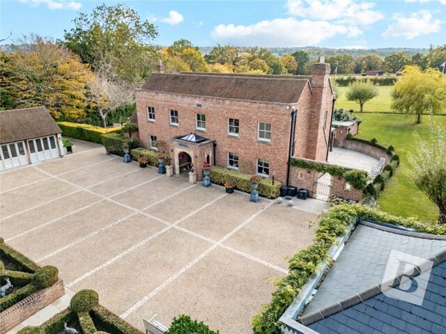 5 Bedroom House Brentwood Essex 100684886
