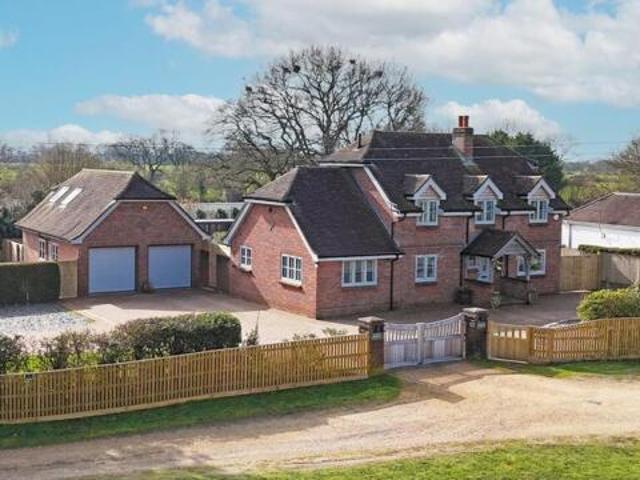 5 Bedroom House Brockenhurst Hampshire LS100854891