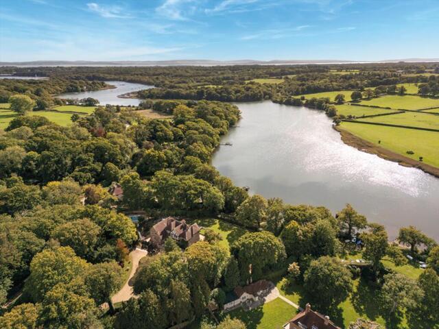 5 Bedroom House Brockenhurst Hampshire LS99161949