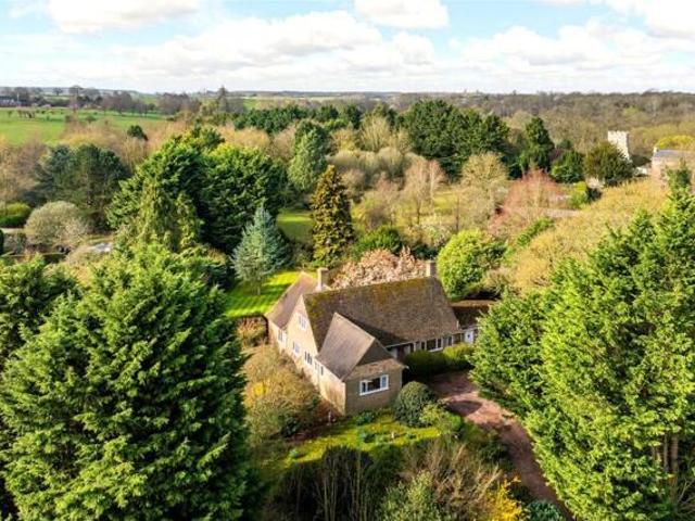 5 Bedroom House Buckingham Buckinghamshire LS100987986