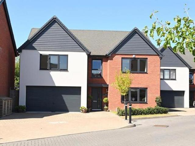 5 Bedroom House Burton On Trent Staffordshire 100648908