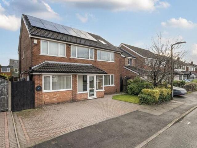 5 Bedroom House Bury Bury 99161649