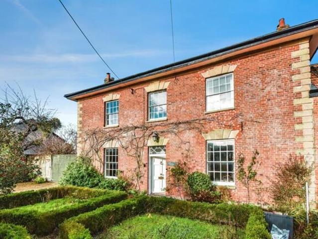 5 Bedroom House Glastonbury Somerset LS100456791