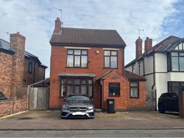 5 Bedroom House Gloucester Gloucestershire 99130385