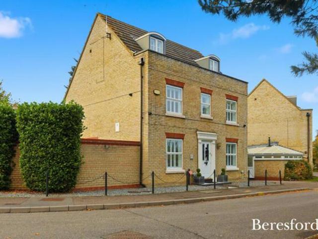 5 Bedroom House Grays Thurrock LS99380855