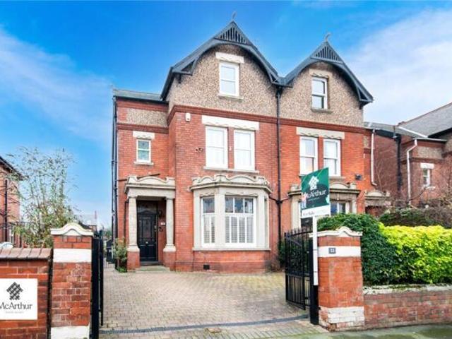 5 Bedroom House Doncaster Doncaster 100987856