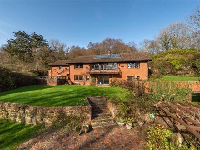 5 Bedroom House Dorking Surrey LS100398253