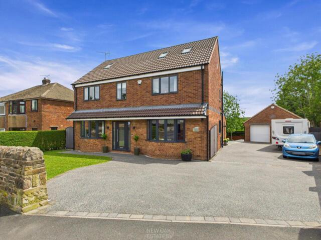 5 Bedroom House Derbyshire Derbyshire 100787108