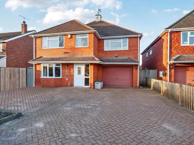 5 Bedroom House Drakes Broughton Worcestershire 101678291