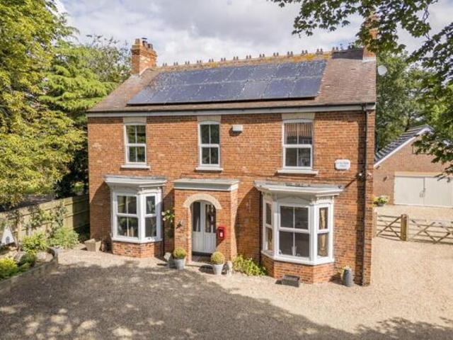 5 Bedroom House East Riding Of Yorkshire East Riding Of Yorkshire 98968949