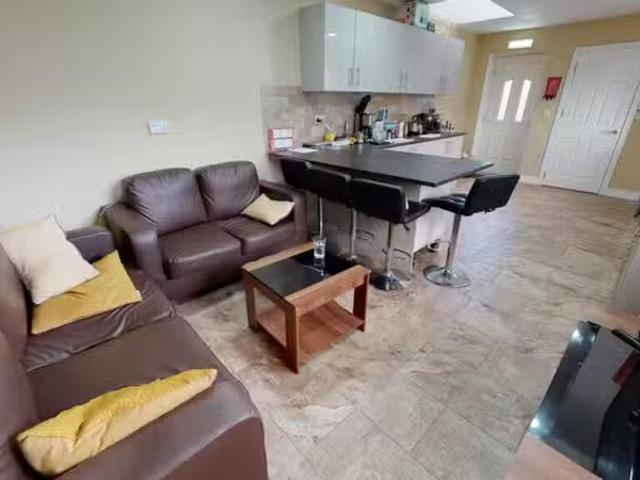 5 bedroom house for rent in 70 Ribblesdale Road, Selly Oak, B3.