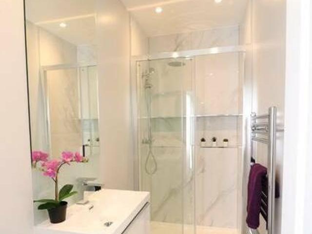 5 bedroom house for rent in 75 Burlington Road SO15