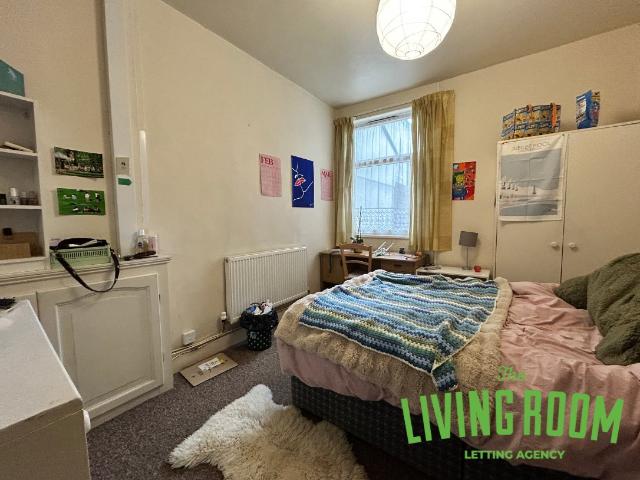 5 bedroom apartment for rent in Cardiff