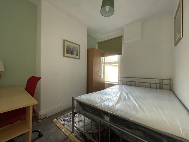 5 bedroom house for rent in Cardiff