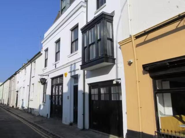 5 bedroom house for rent in Cheltenham Place, Brighton, BN1