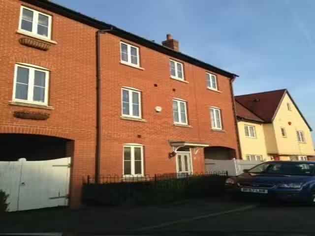 5 bedroom house for rent in Chipmunk Chase, Hatfield, Hertford.